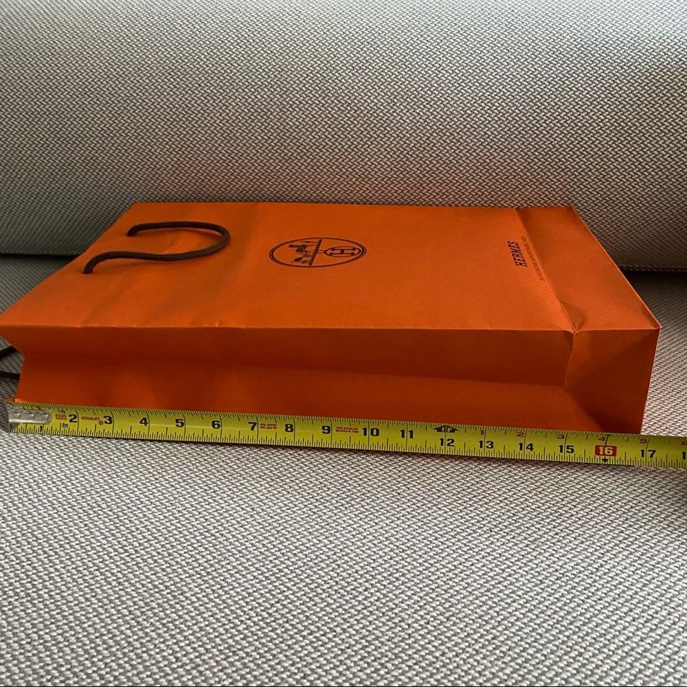 Authentic Hermes Box, Bag, & Ribbon - Gem